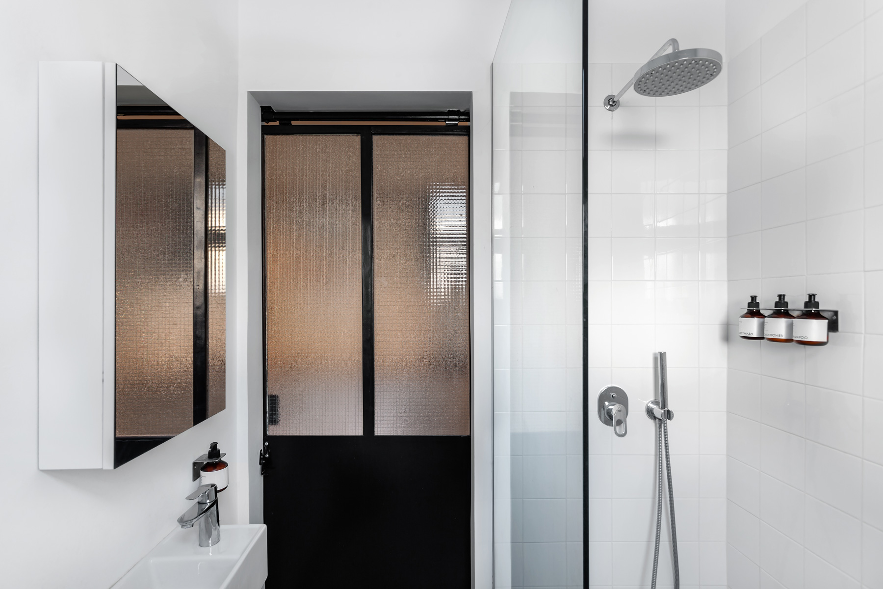 Studio Syn_ — Victoria Apartment